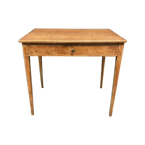 Bureau Grenenhout Bruin bij Reliving