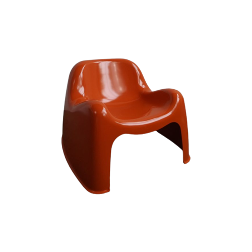 Bekijk Toga Chair op Reliving