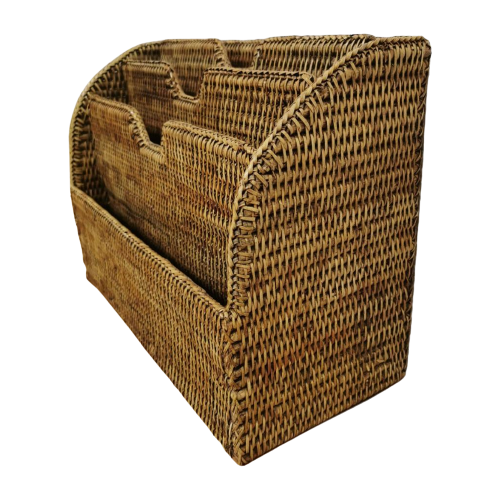 Bekijk Vintage Boho Lectuurbak, Krantenbak, Tijdschriftenrek Rotan op ...