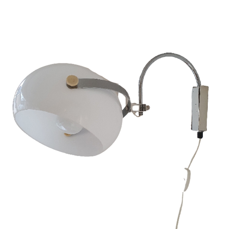 Vintage Wandlamp Met Plastic Kap | Wandlamp | Reliving