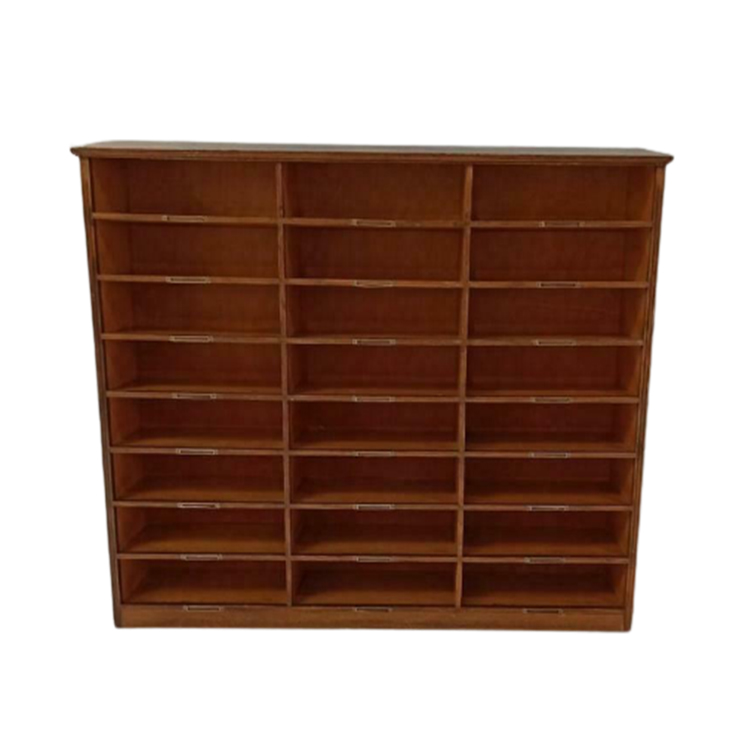 Bekijk Vintage Houten Postsorteer Postvakjes Kast Wandmeubel op Reliving