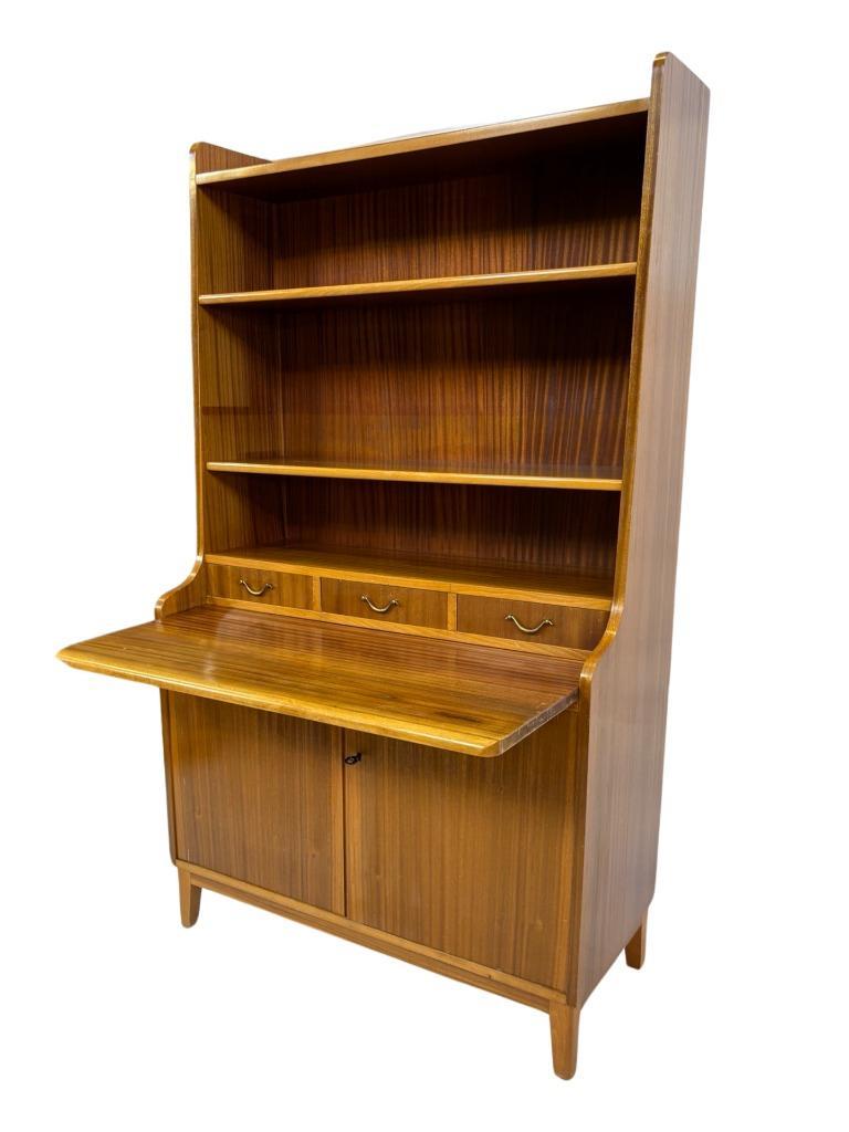 Bekijk Vintage Wandkast Kast Werkplek Zweeds Design Jaren 60 op Reliving
