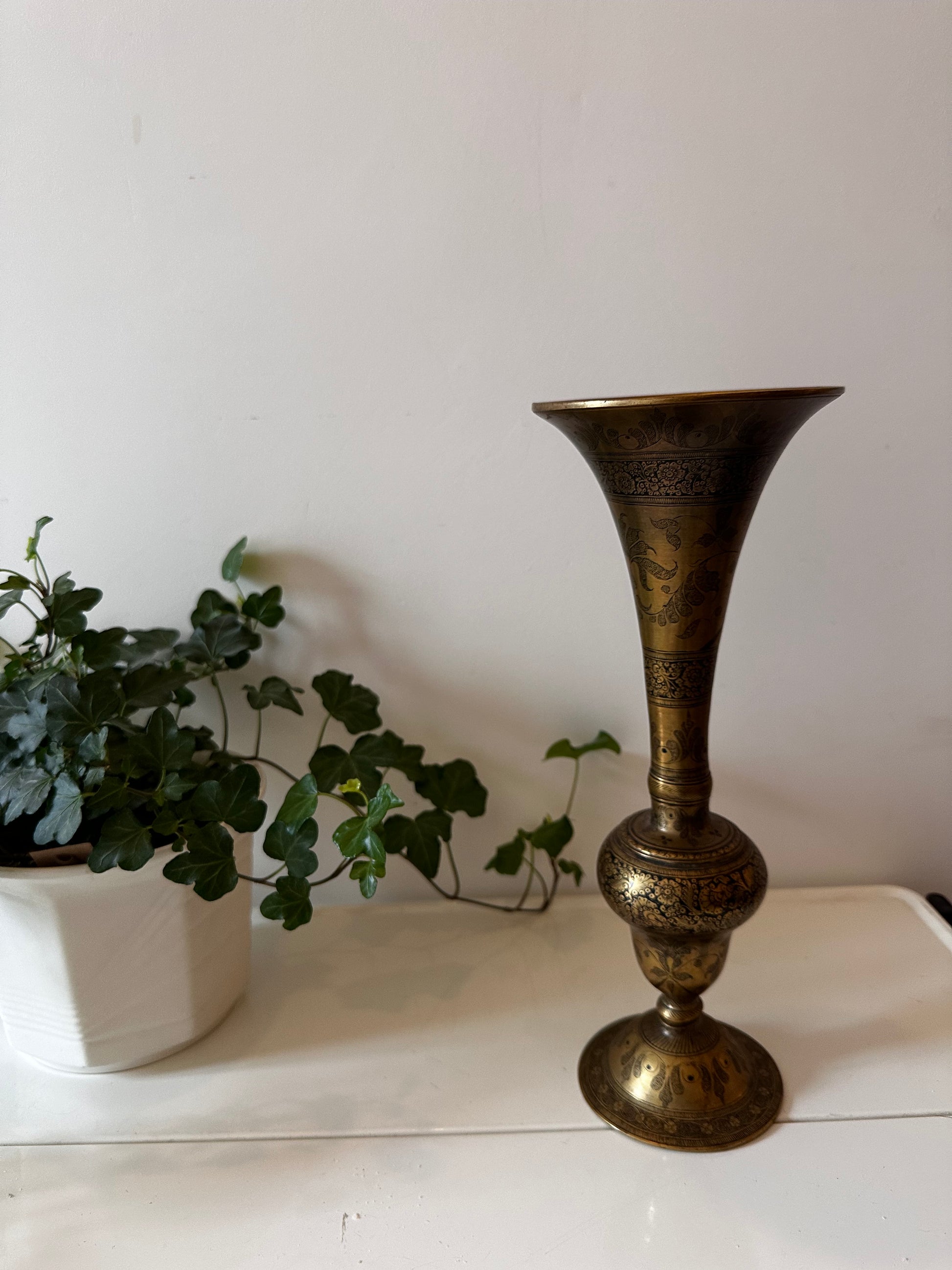 Bekijk Messing Vintage Vaas op Reliving