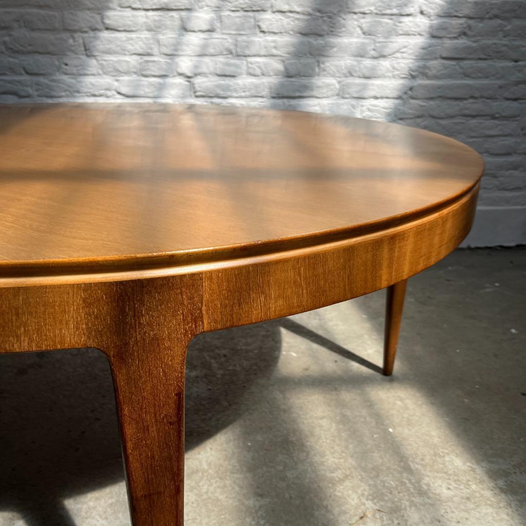 Bekijk Midcentury Salontafel Rond Hout op Reliving