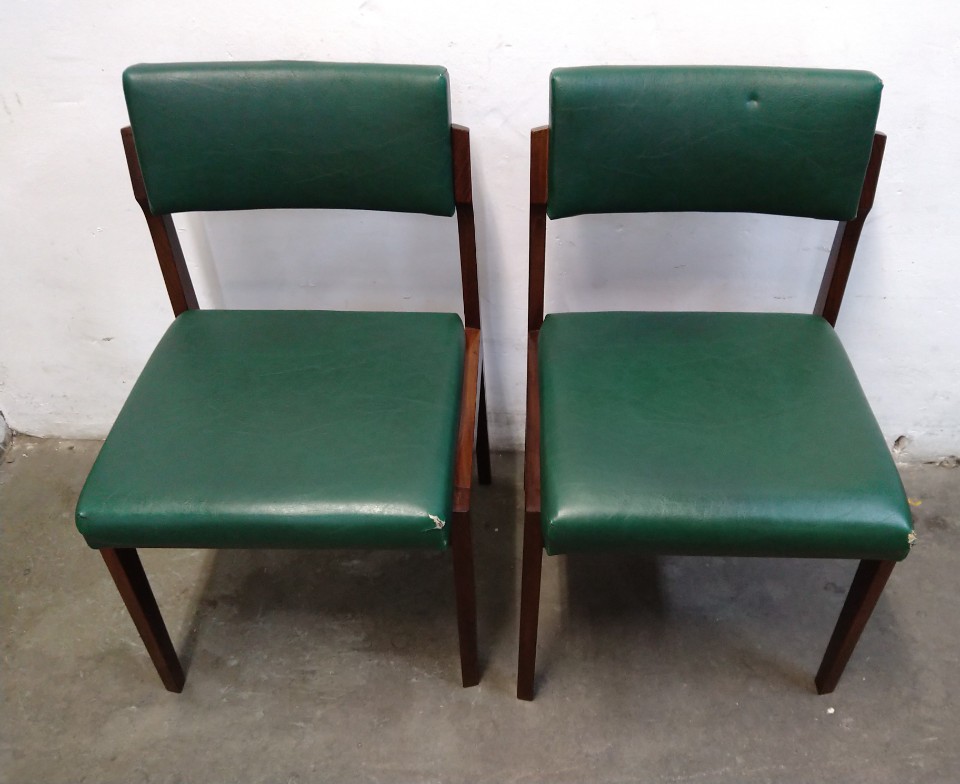 Bekijk Scandinavische Design Stoelen op Reliving 🤩