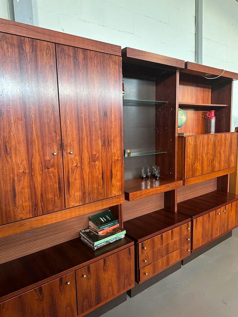 Bekijk Palissander Vintage Wandkast Kast (W) op Reliving