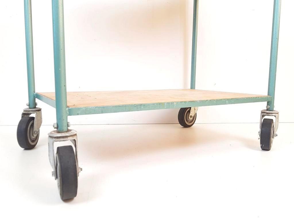 Bekijk Vintage Rol Kar | Trolley | Plantentafel | Werkkar op Reliving