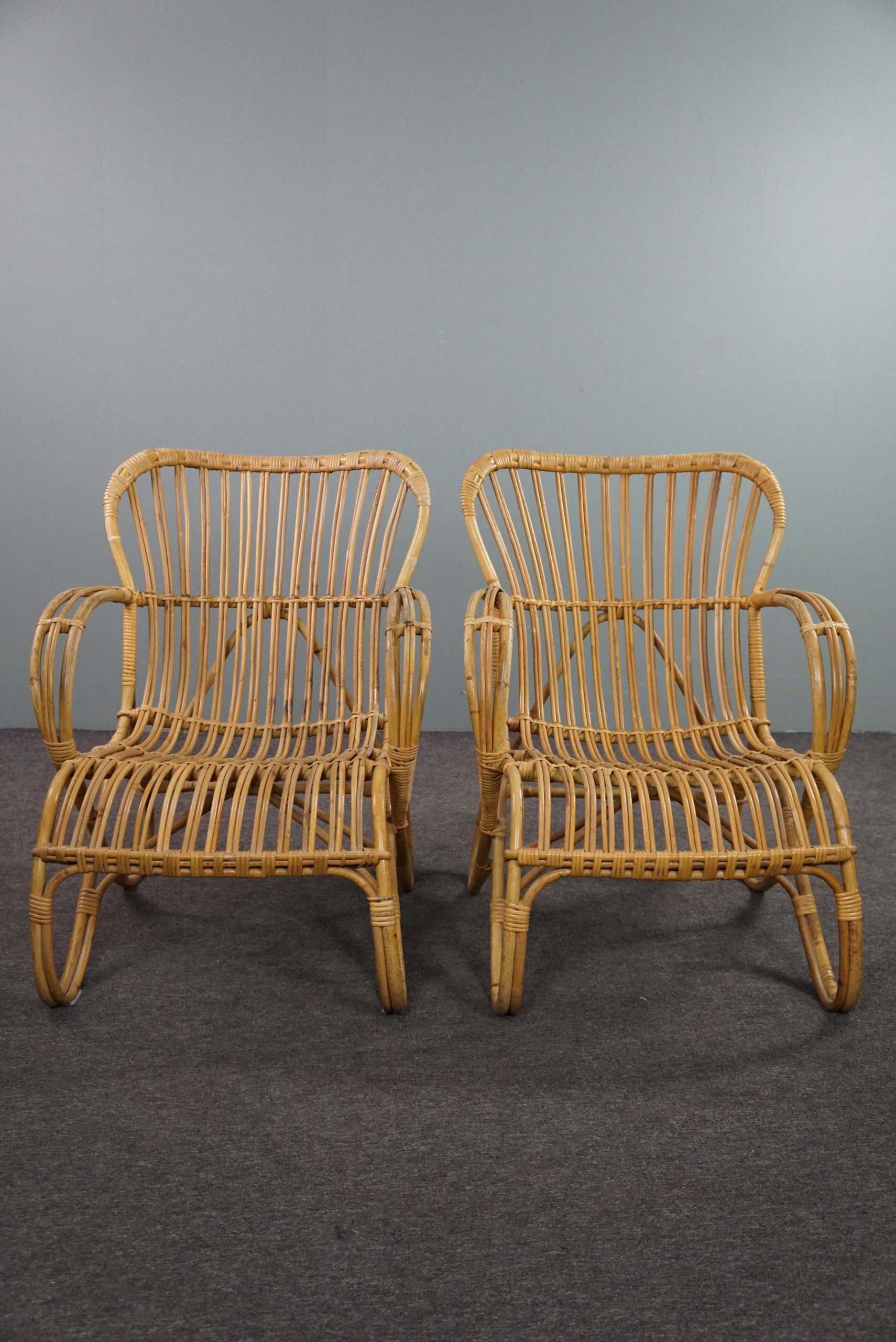 Bekijk Set Van Twee Rotan Dutch Design Belse 8 Fauteuils, 1950 op Reliving