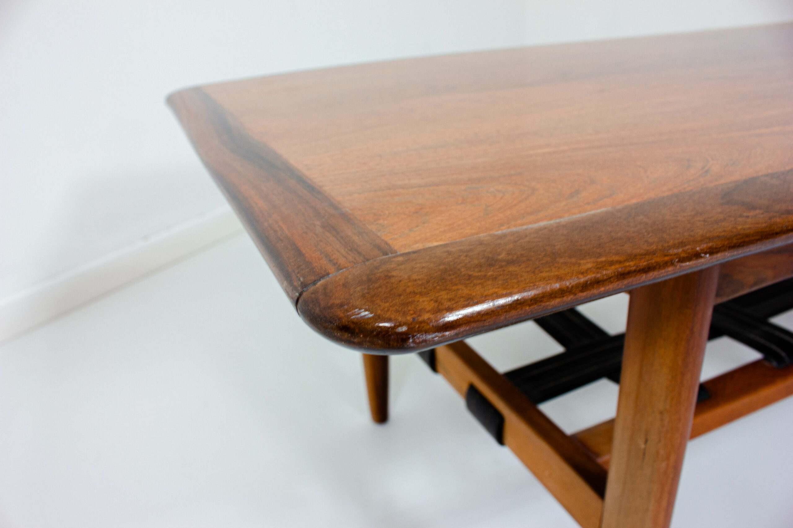 Bekijk Rosewood Coffee Table By Topform op Reliving