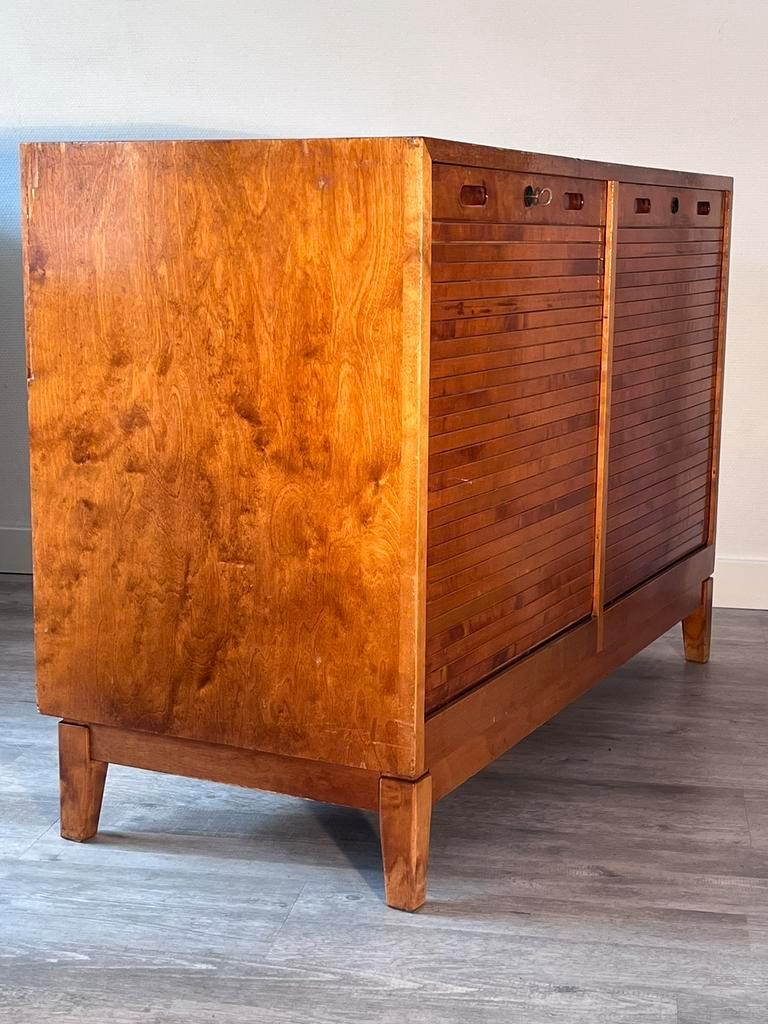 Bekijk Vintage Houten Dressoirkast Archiefkast Notariskast Rolluik op ...