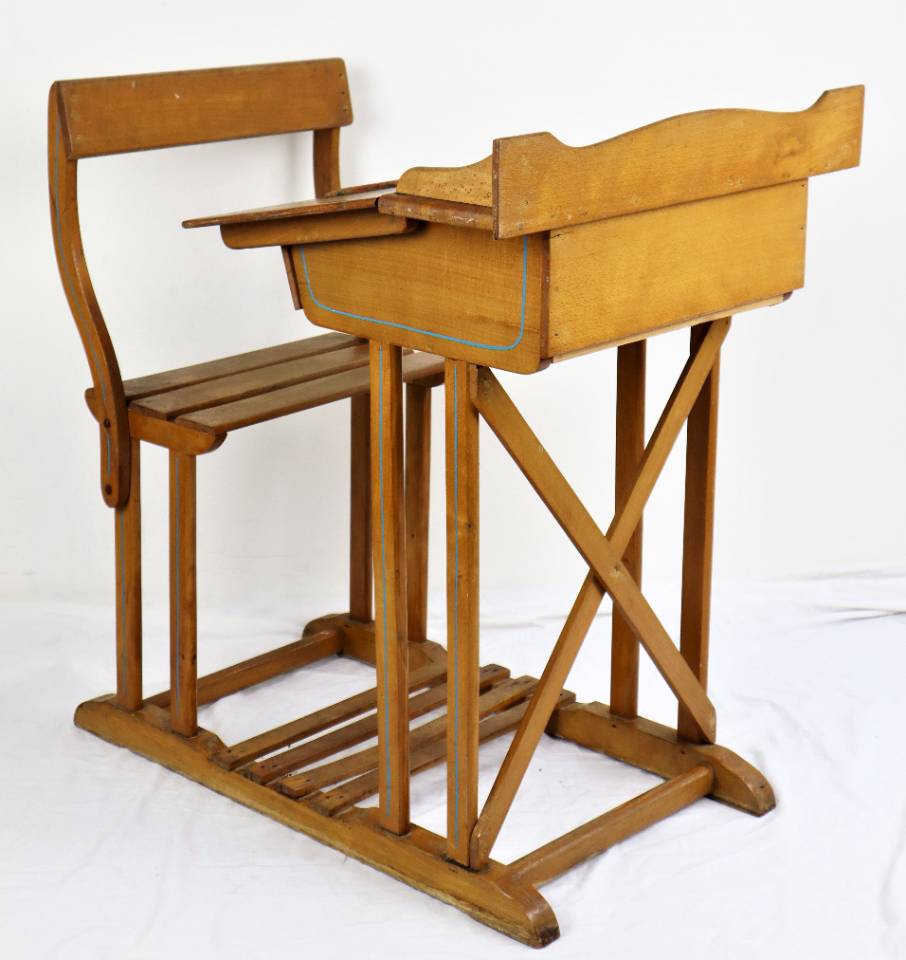 Bekijk Stevige Vintage Houten Lessenaar Schoolbankje 1960'S Befra ...