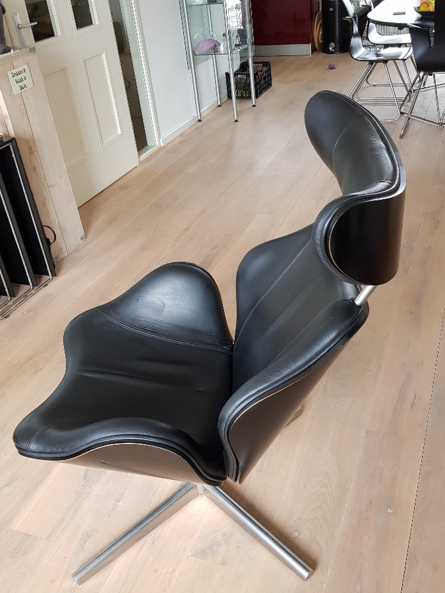 Bekijk Varier (Stokke) Tok Fauteuil Zwart Leer op Reliving 🤩