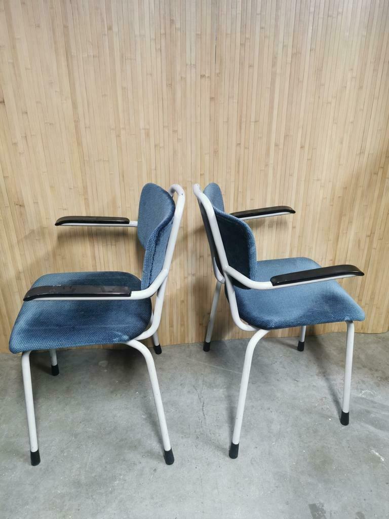 Bekijk Vintage Stoelen op Reliving