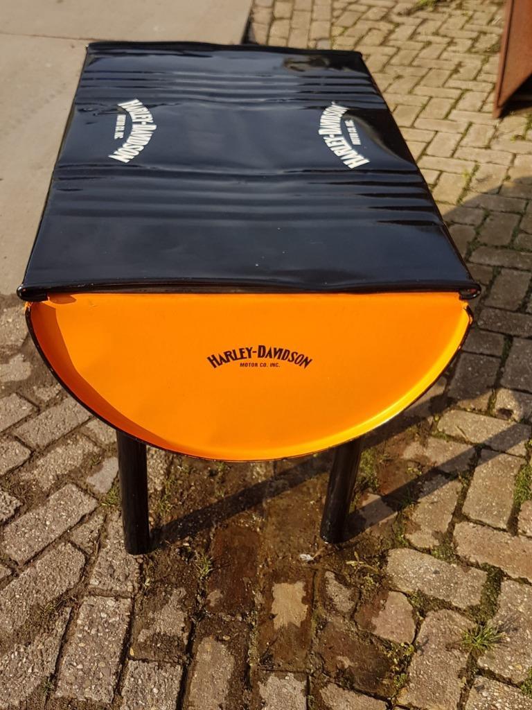 Bekijk Bijzettafel Gemaakt Van Olievat In Harley Davidson Look😎 op ...