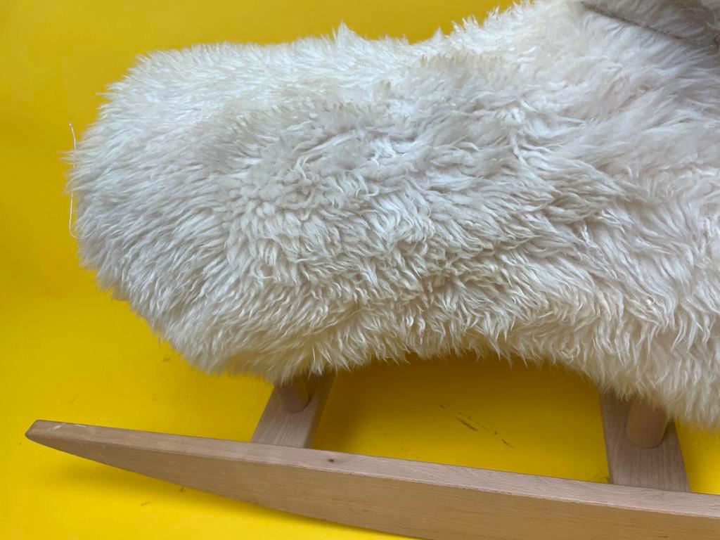 Bekijk Vintage Schaap Peter Hanns Krafft Design Schommelschaap op Reliving