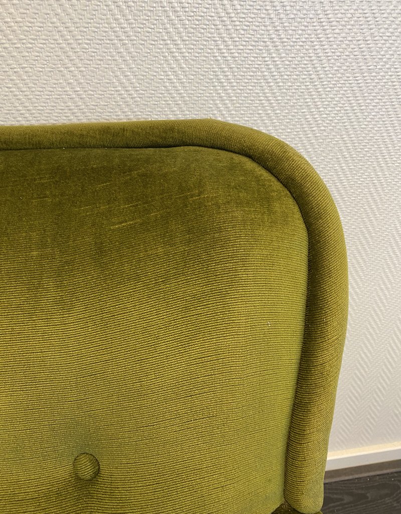 Bekijk Groene Vintage Velours Bank op Reliving 🤩