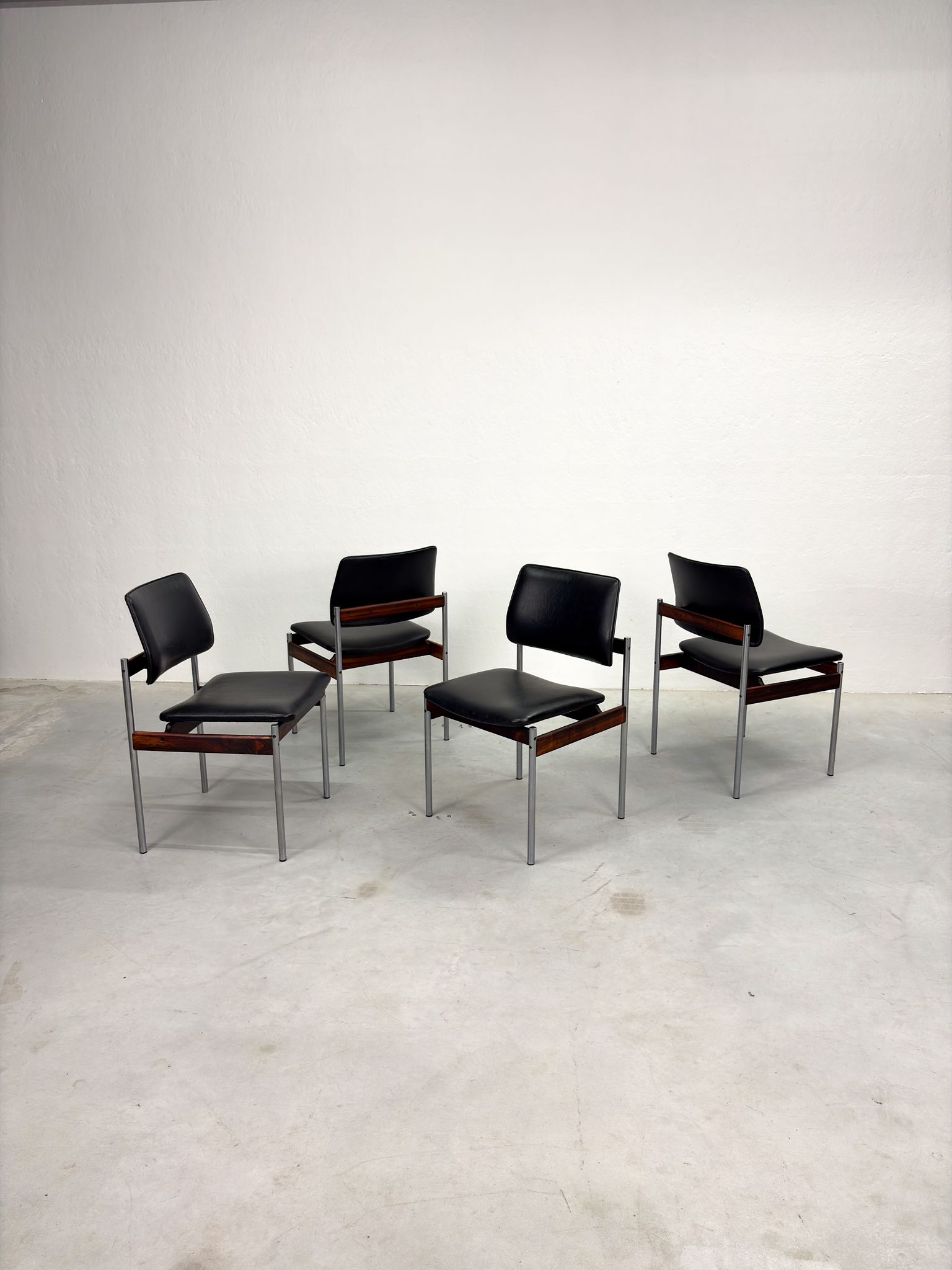 Eetkamerstoel Rosewood Black bij Reliving