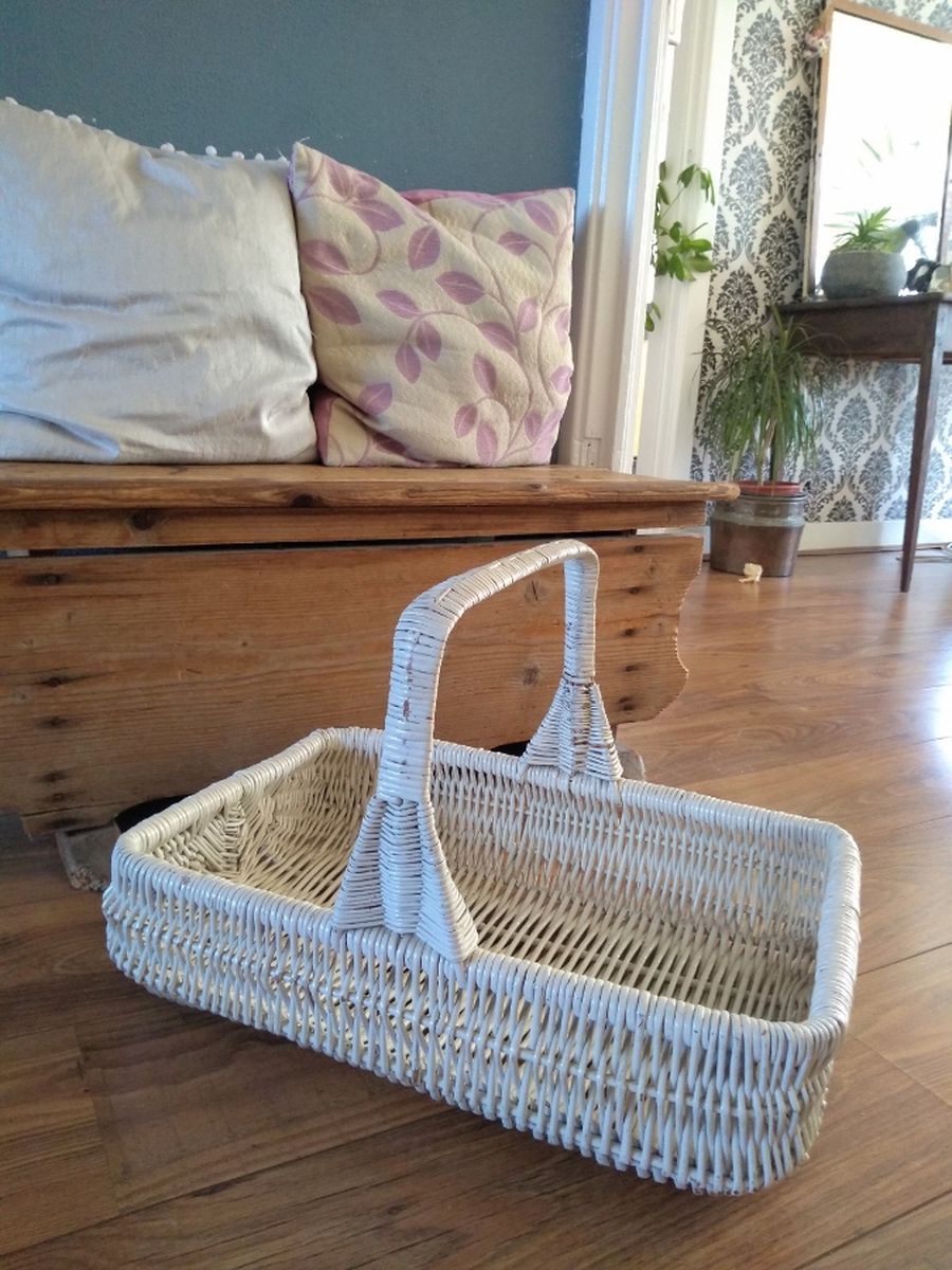 Bekijk Vintage Riet Rotan Mand Magazine Mand op Reliving