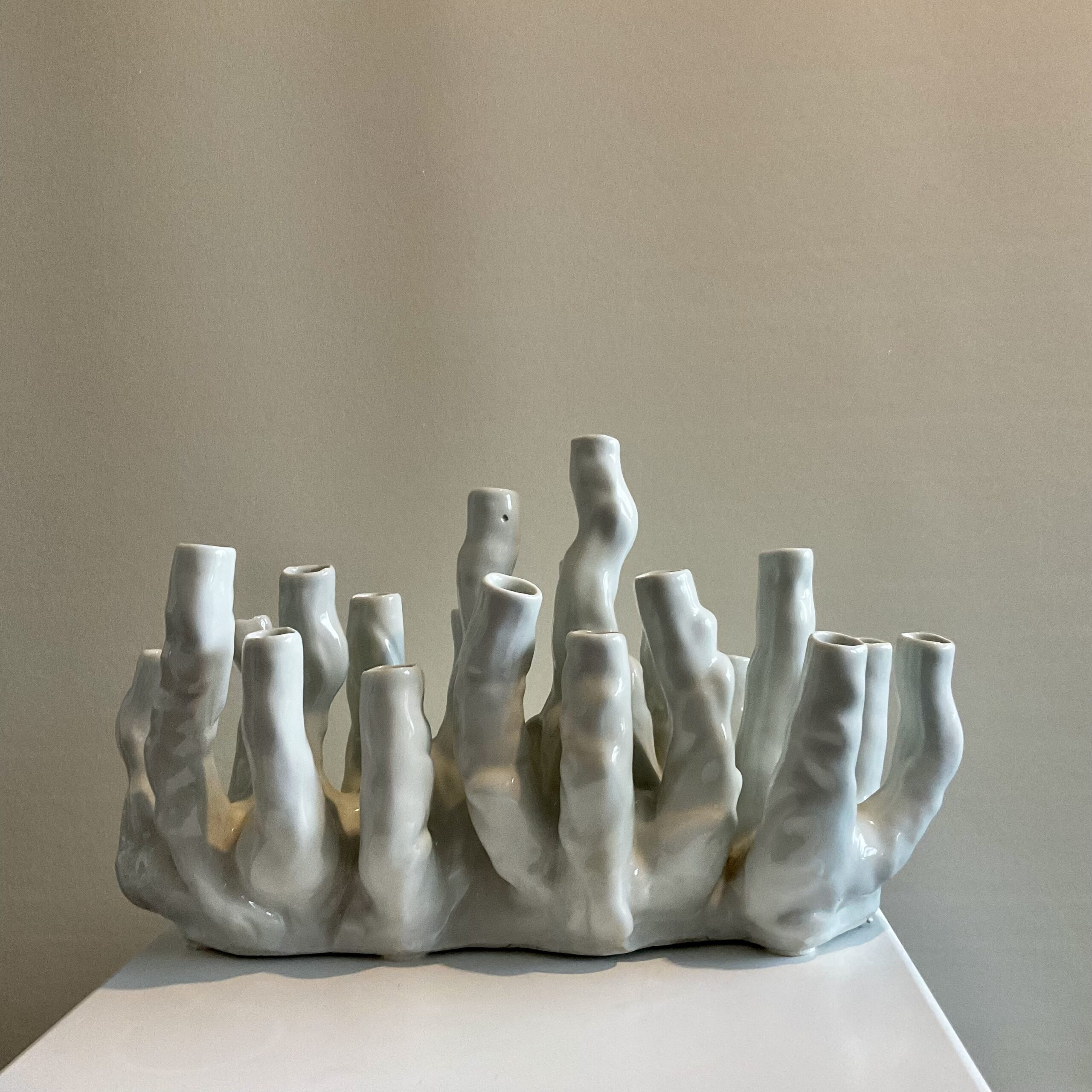 Bekijk Pols Potten ‘Coral Reef’ Vase By Norman Trapman op Reliving