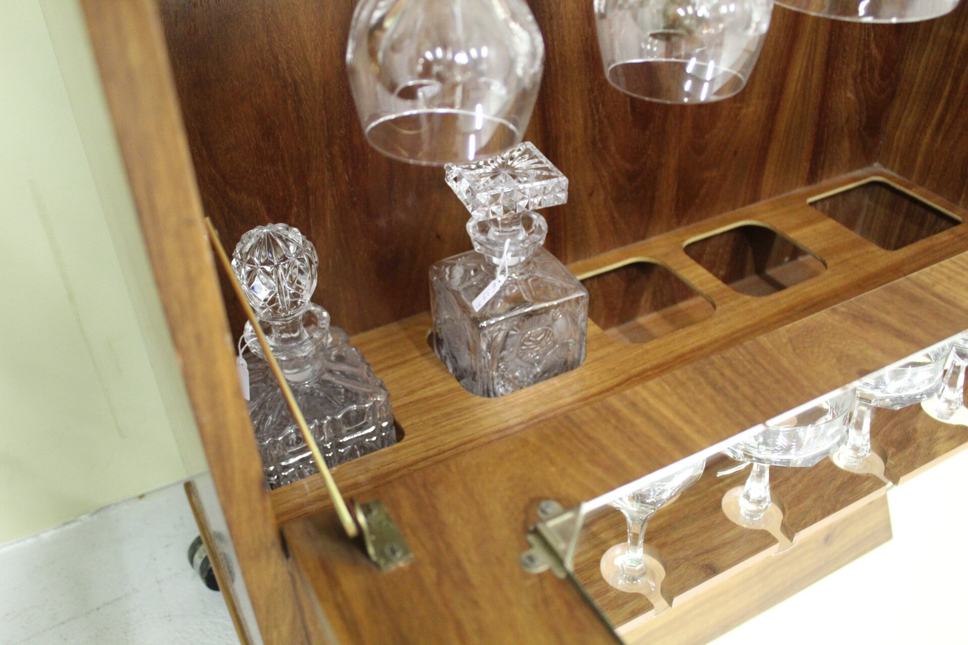 Bekijk Vintage Drankkast, Cocktailbar, Deens Design Jaren '60 | 00874 ...