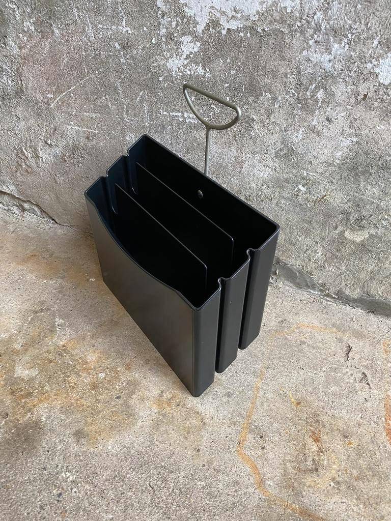 Bekijk Magis Italy Design Lectuurbak op Reliving