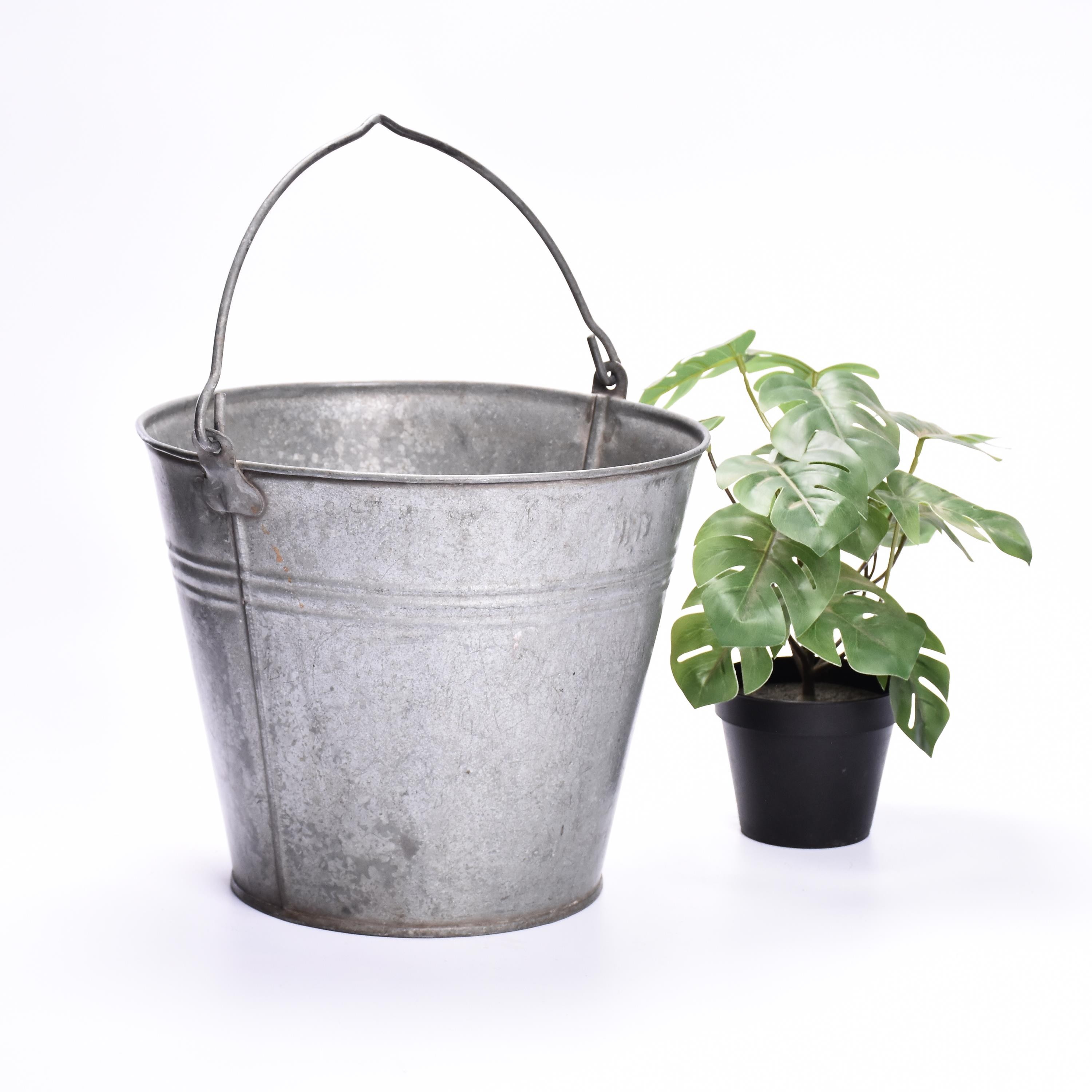 Bekijk Oude Emmer | Vintage Zinken Teil | Grote Zinken Bloempot op Reliving