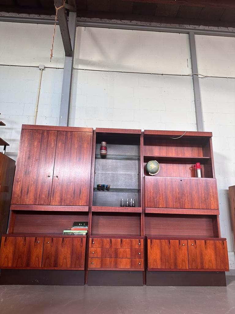 Bekijk Palissander Vintage Wandkast Kast (W) op Reliving