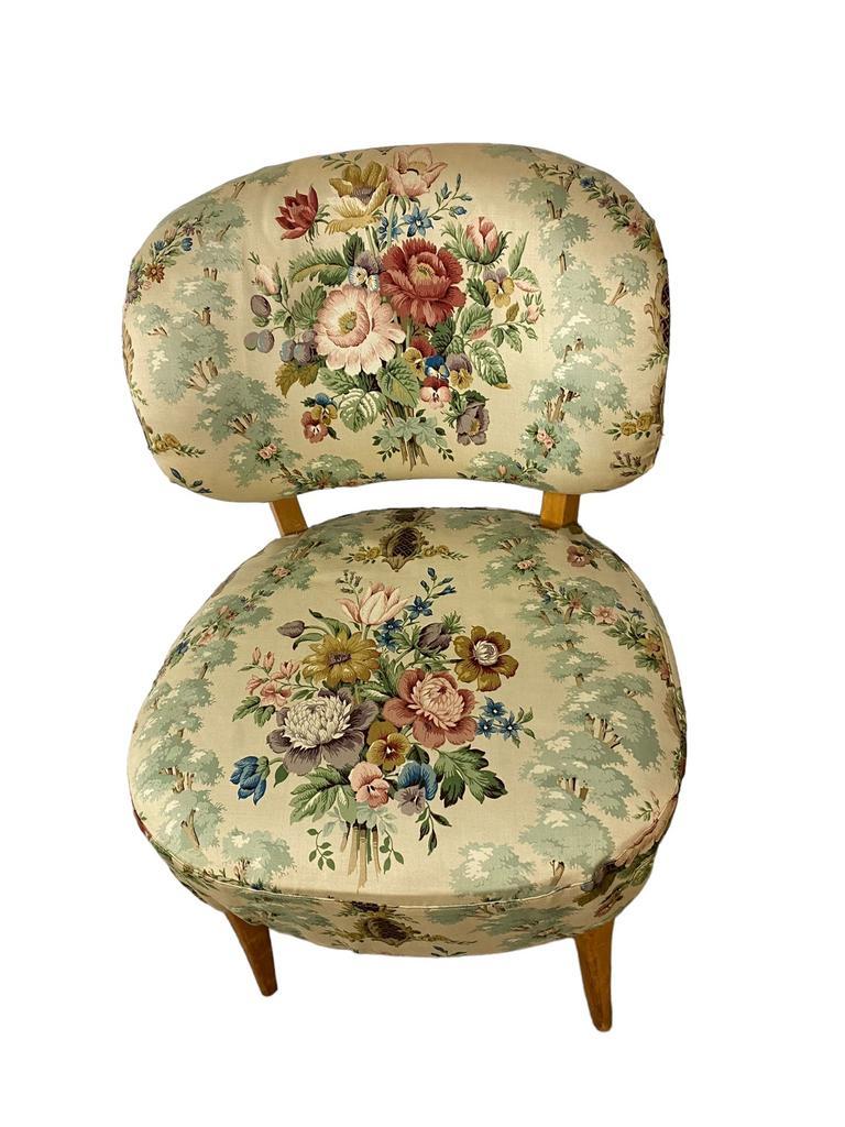 Bekijk Vintage Gebloemde Eenzit / Fauteuil / Zeteltje op Reliving