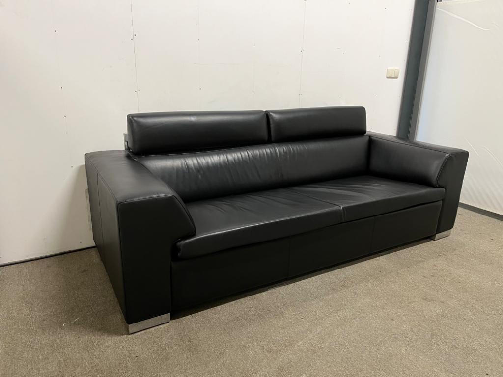 Bekijk Leolux Howlazy - 3 Zits Bank - Zwart - Leder - Hoofdsteunen op ...