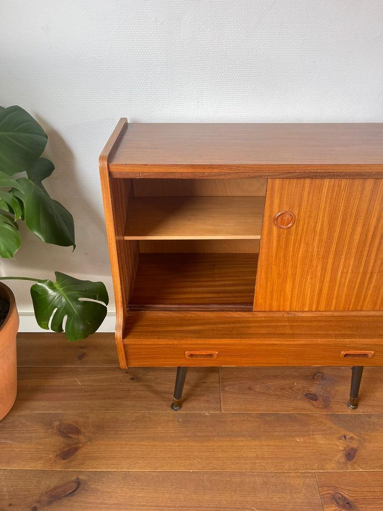 Bekijk Vintage Kastje /Dressoir Deens Design op Reliving