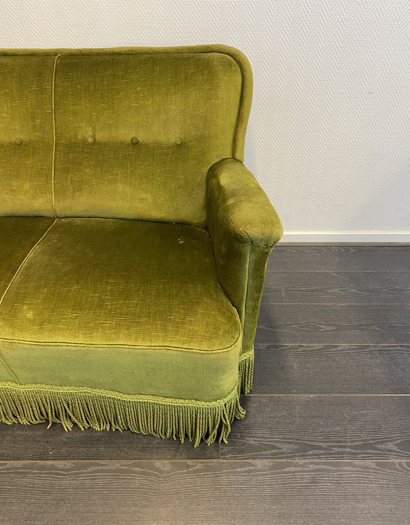 Bekijk Groene Vintage Velours Bank op Reliving 🤩