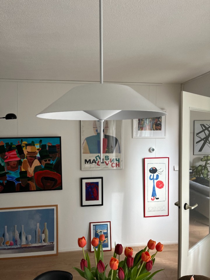 Bekijk Vibia - Hanglamp Mayfair 5525 - Wit op Reliving