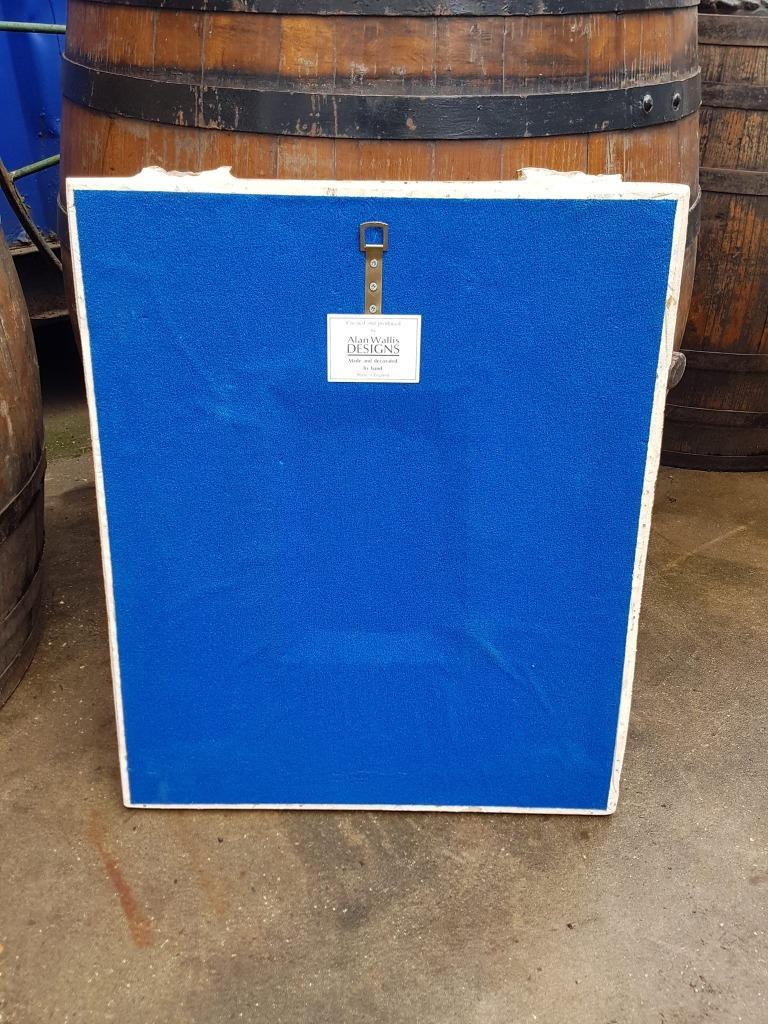 Bekijk Met De Hand Gemaakte Spiegel Van Alan Wallis Designs😍 op Reliving