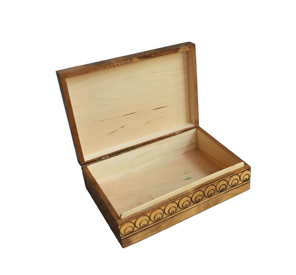 Bekijk Vintage Houten Doos Versierd Met Bloem, Polen '70 op Reliving