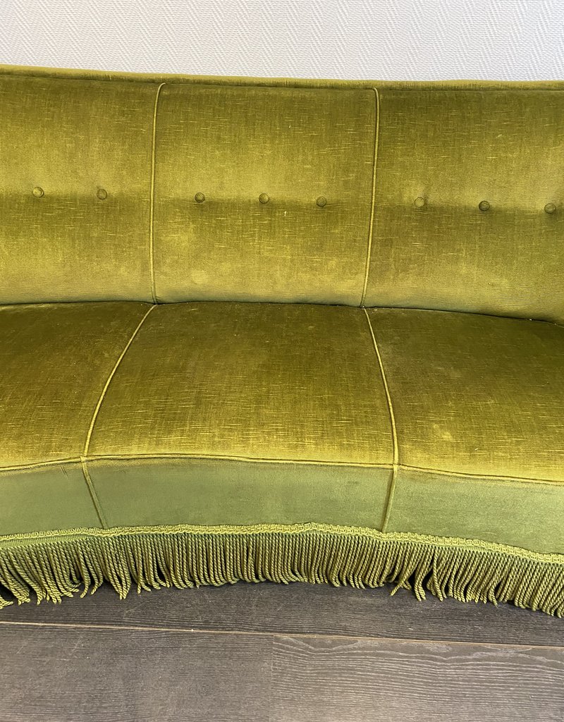 Bekijk Groene Vintage Velours Bank op Reliving 🤩