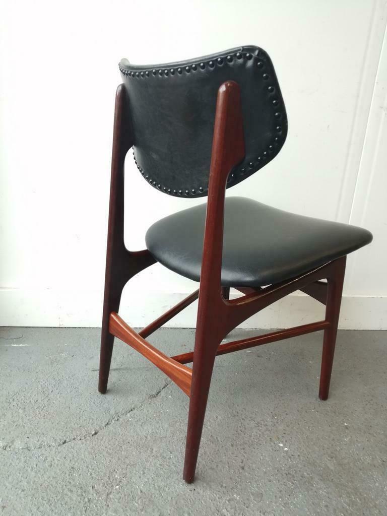Bekijk Set Vintage Hamar Louis Van Teeffelen Voor Webe Stoelen | Design ...