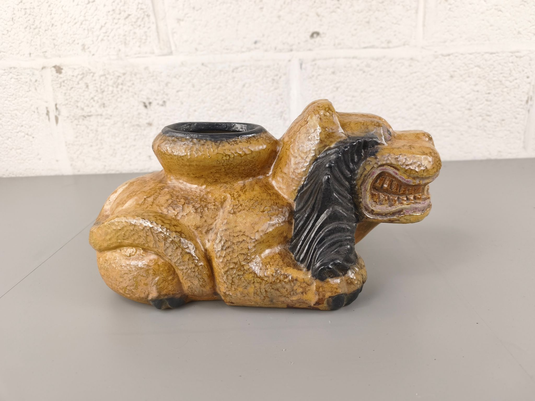 Beeldje Aardewerk Brown bij Reliving