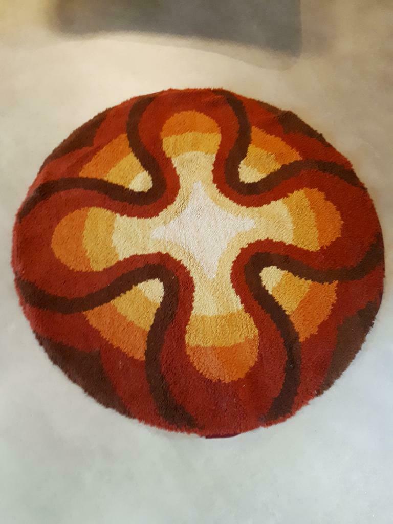 Bekijk Vintage Vloerkleed Rond Kleed Smyrna Retro Vloerkleed 70'S op ...