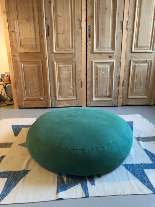 Bekijk Groene Poef Van Coco-Mat op Reliving