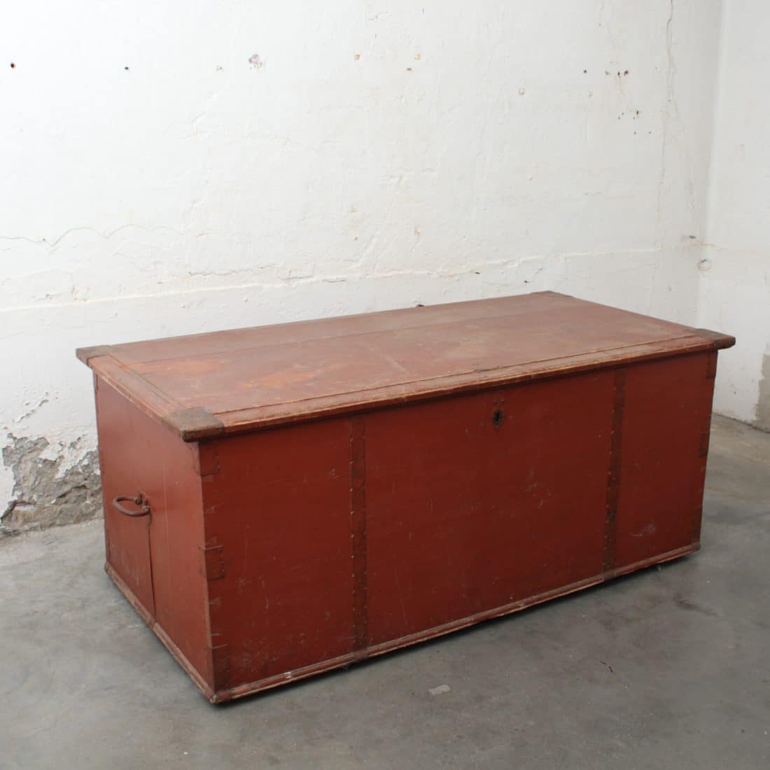 Bekijk Grote Kist Rood op Reliving