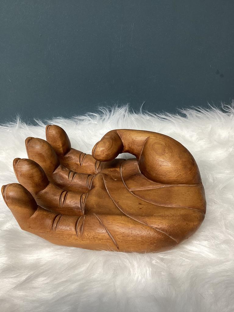 Bekijk Houten Hand op Reliving 🤩