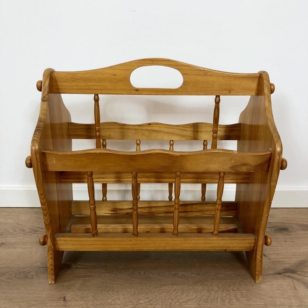 Bekijk Houten Lectuurbak op Reliving