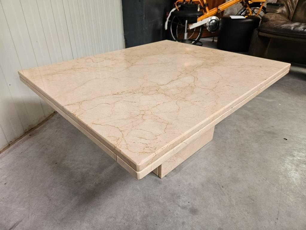 Bekijk Vintage Marmeren Salontafel Beige op Reliving