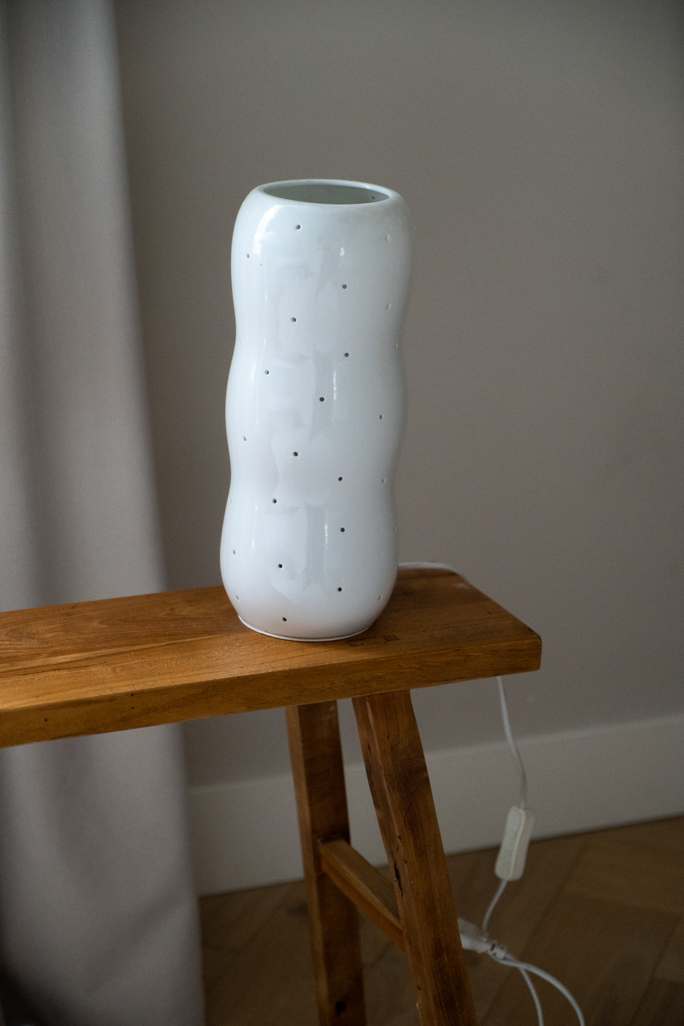 Bekijk Vintage Ikea Damsa Porseleinen Lamp op Reliving 🤩