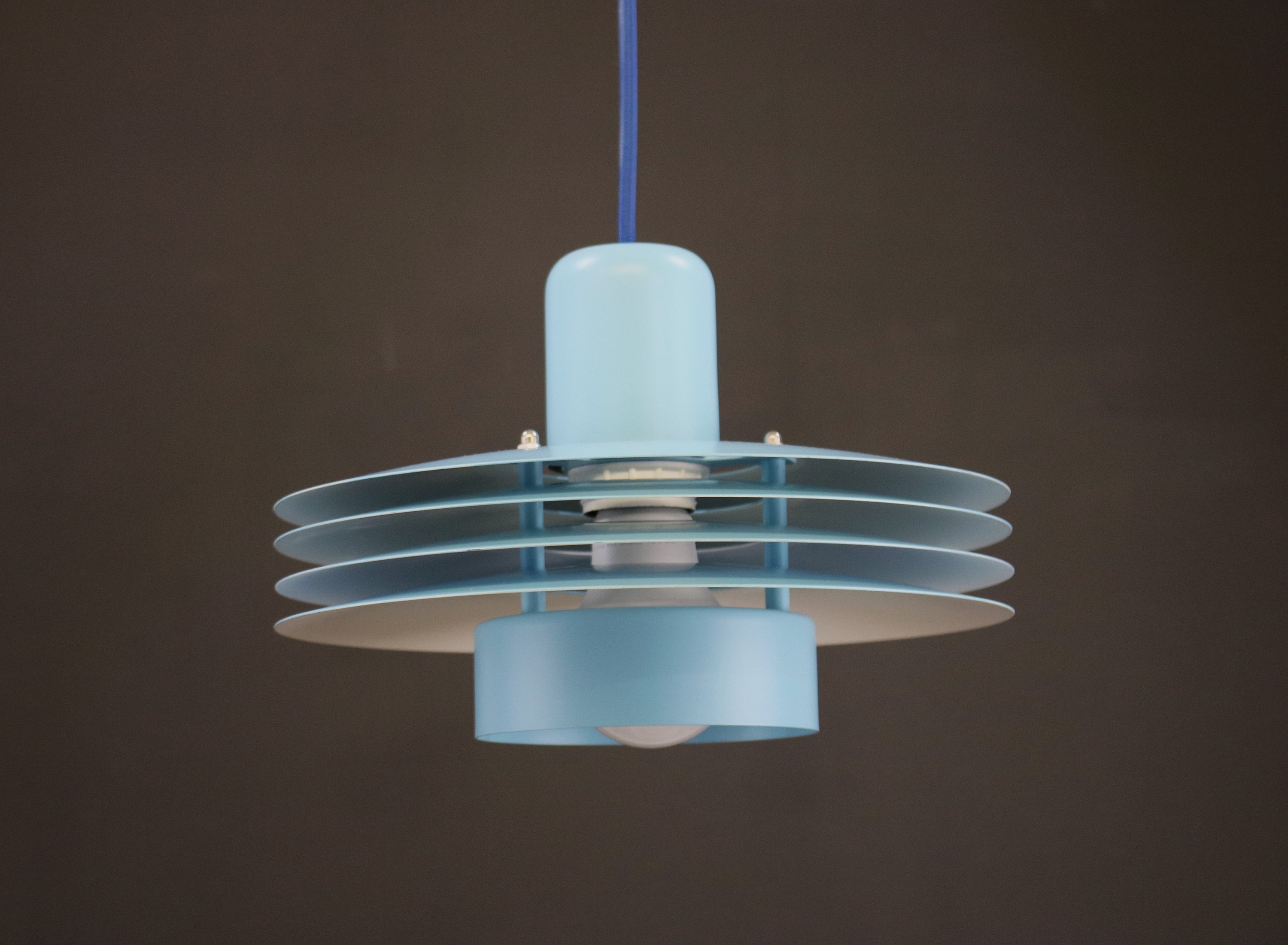 Bekijk Unieke Kleurrijke Deense Designlamp *** Horn Lighting Model 763 ...