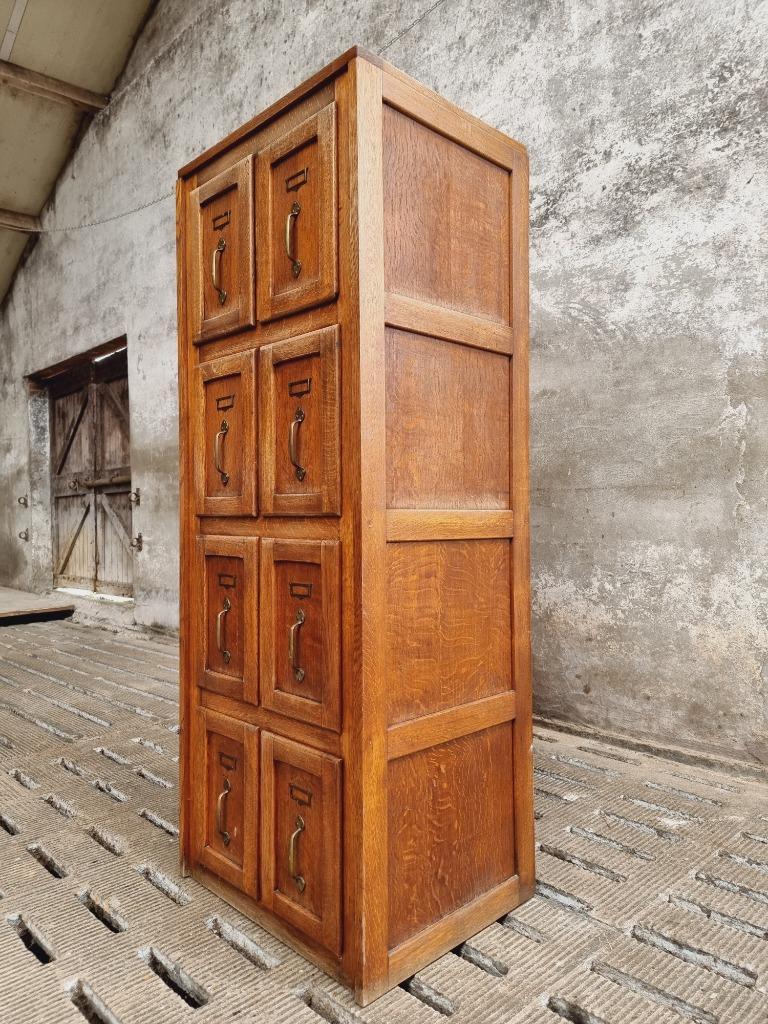 Bekijk Antieke Ladekast Eiken Kantoorkast België 30S op Reliving 🤩