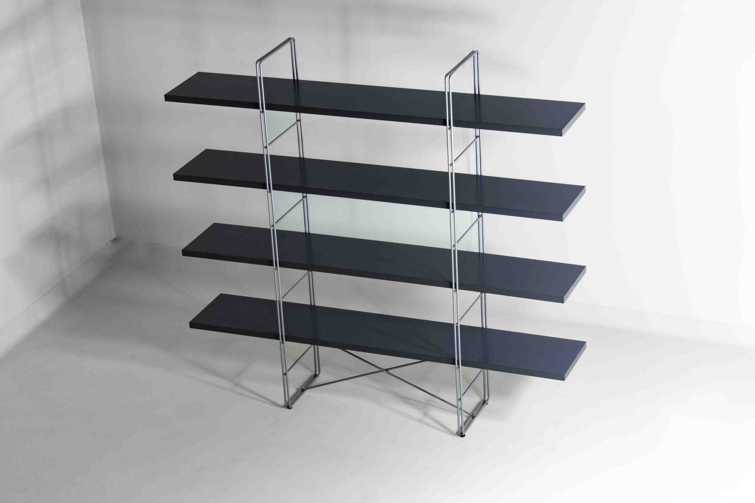 Bekijk Niels Gammelgaar Rek Boekenrek Voor Ikea, 1980 op Reliving