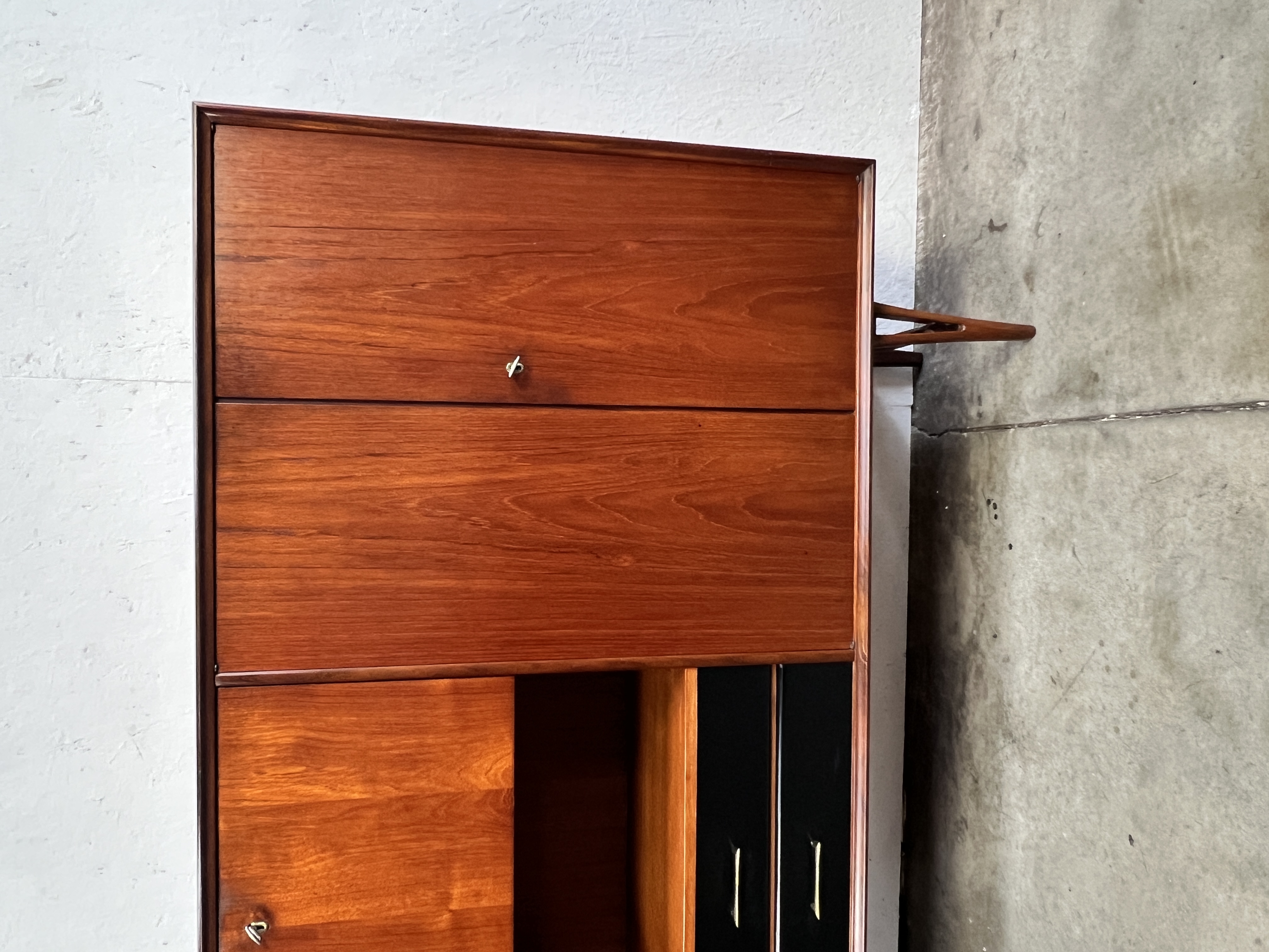 Highboard Teak Black bij Reliving