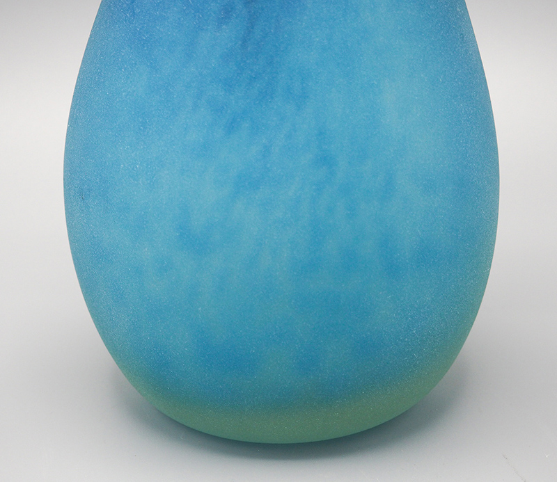Bekijk Murano Frosted Blauwe Glazen Vaas op Reliving 🤩