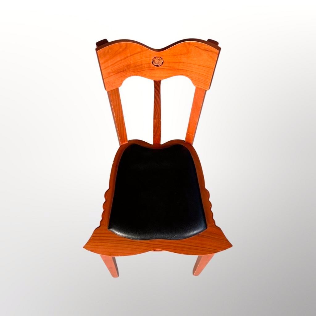 Bekijk Design Stoel Borek Sipek op Reliving